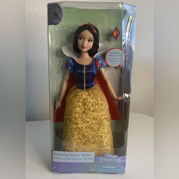 Disney | Toys | Disney Princess Classic Doll With Ring Snow White 29 ...